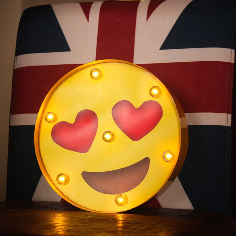 Emoji_LED_Heart_Eyes – Trenz